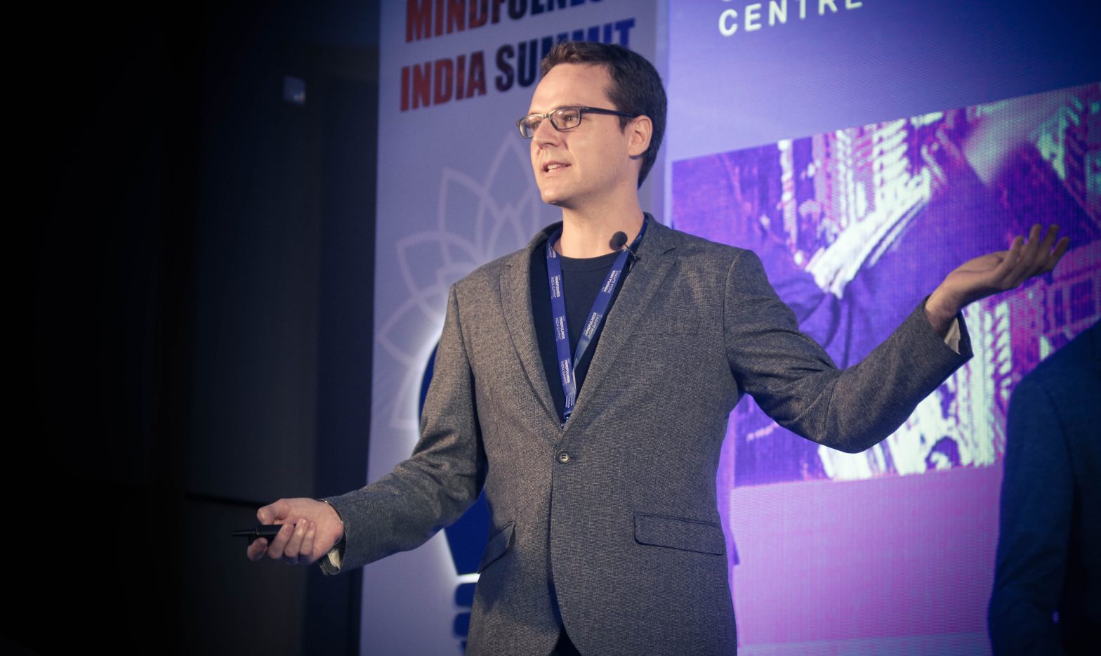 Héctor García – Author and thinker